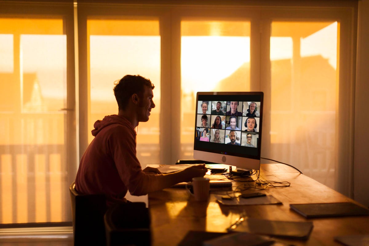 How to Set Up Your Virtual Meeting Room - 2024 Guide