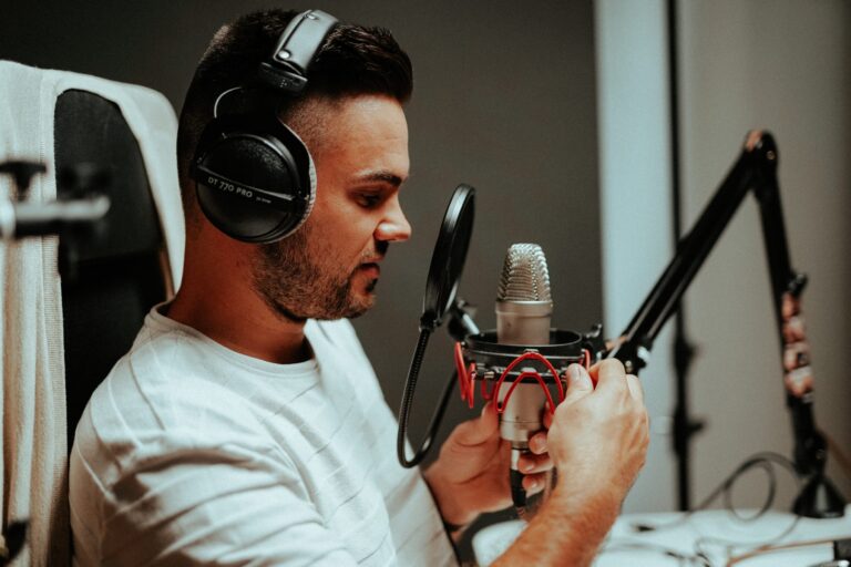 4 Tips on How to Use Gaming Microphones for an Immersive Gaming Experience